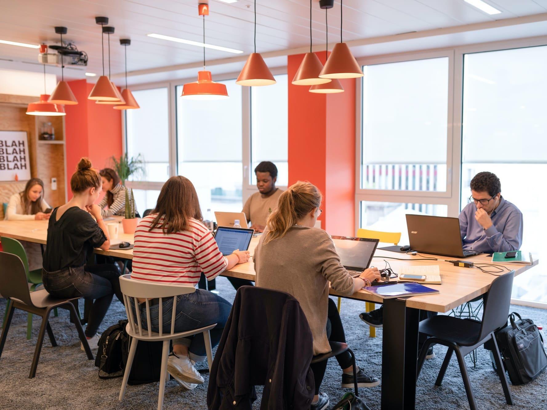 Wojo Champs-Elysées - Bureaux flexibles en Coworking à Paris 8